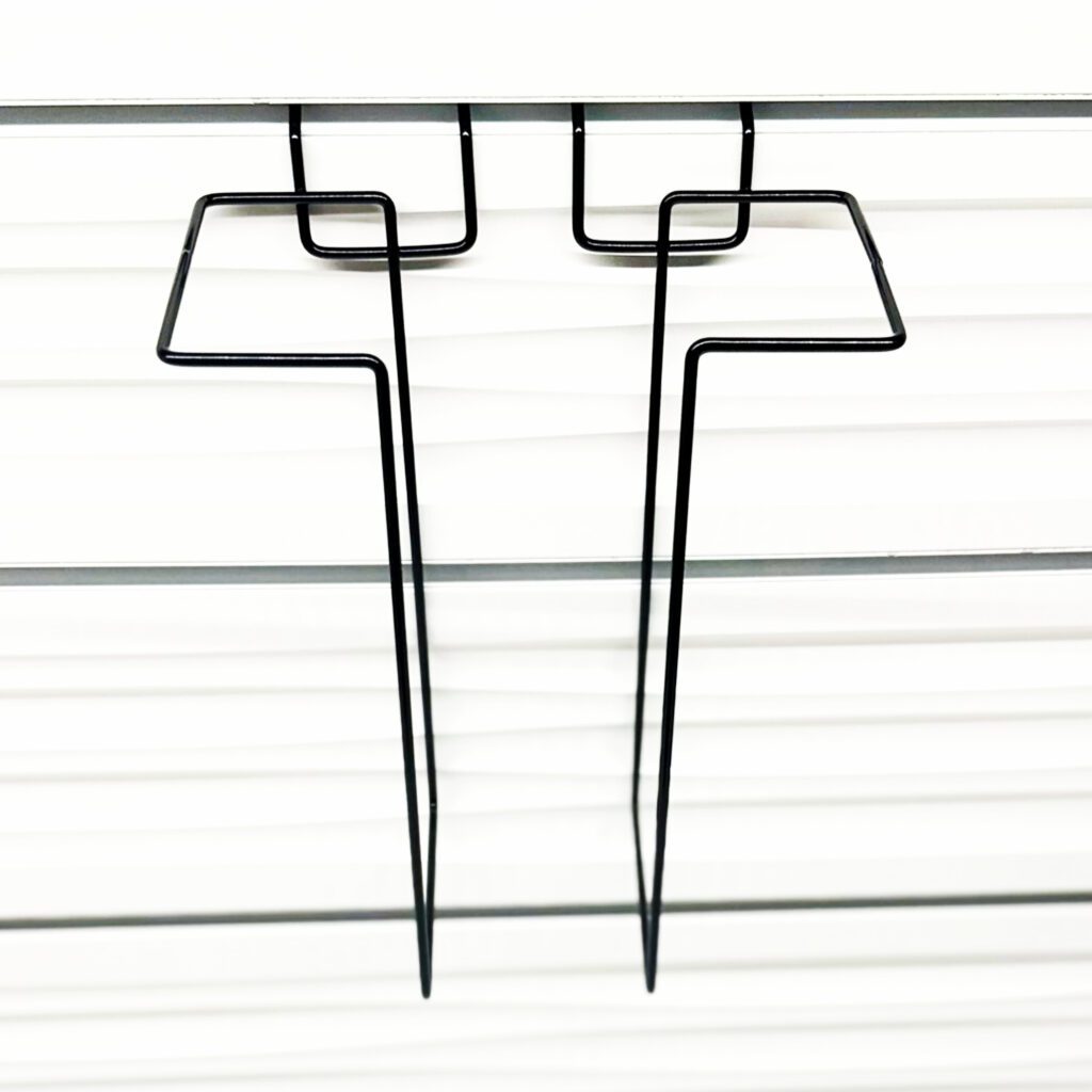 Adjustable literature pocket | Advance Displays 1